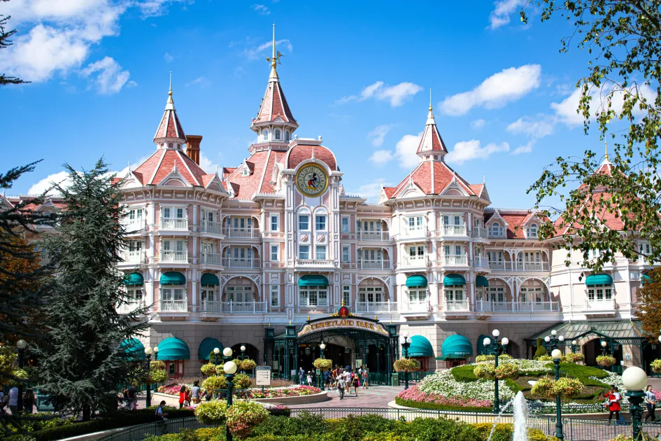 Disneyland Paris | A Visitor's Guide to Disneyland Paris