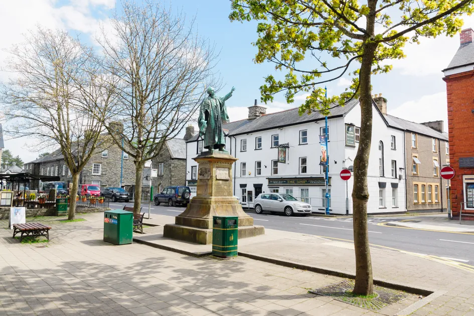 Discover Bala | A Visitor's Introduction to Bala