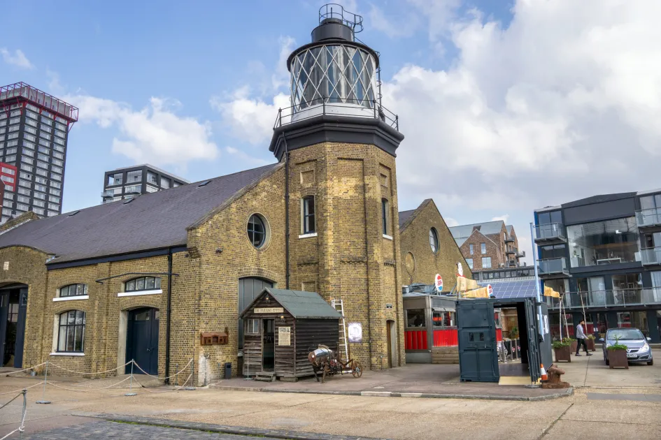 A Visitor's Introduction to Poplar, East London