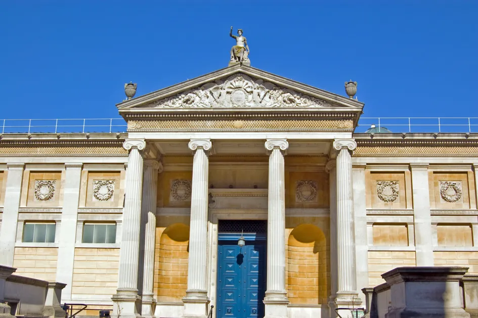 The Ashmolean Museum | Introduction & Visitor Information