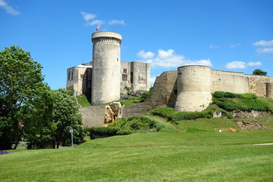 Discover Falaise | A Visitor's Introduction to Falaise